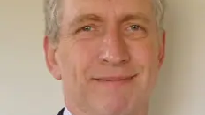 Leading independent councillor joins Lib Dems! - Mid and North ...